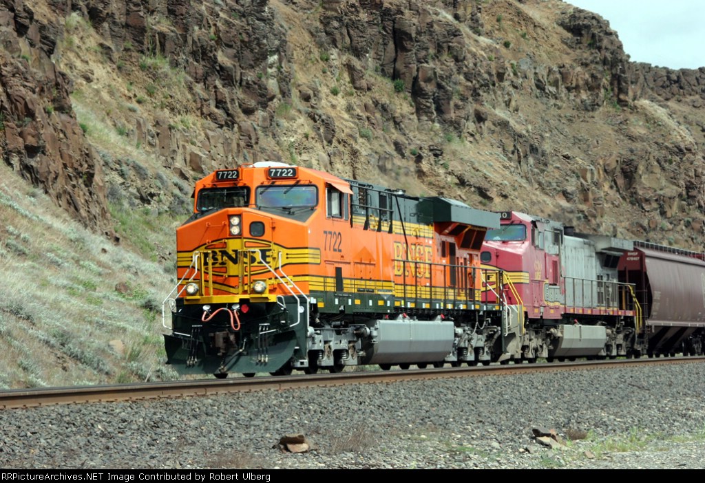 BNSF 7722